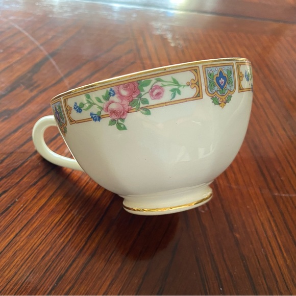 Dining | Vintage Gold Rim Tea Cup Floral Print Rim | Poshmark